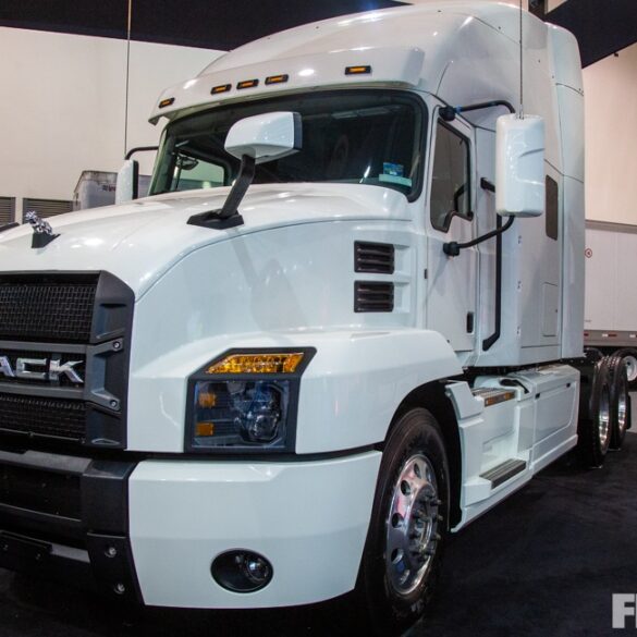 Mack estrena su nueva serie de camiones MD - Alianza Flotillera