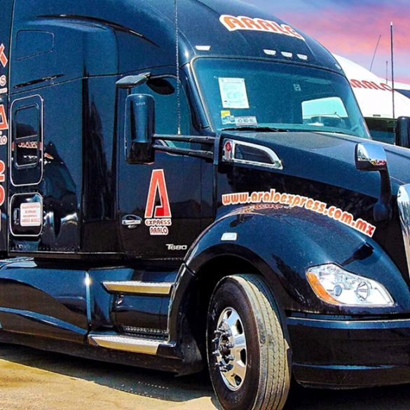 Navistar entrega un tractocamión serie LT a ARALO Express - Alianza ...