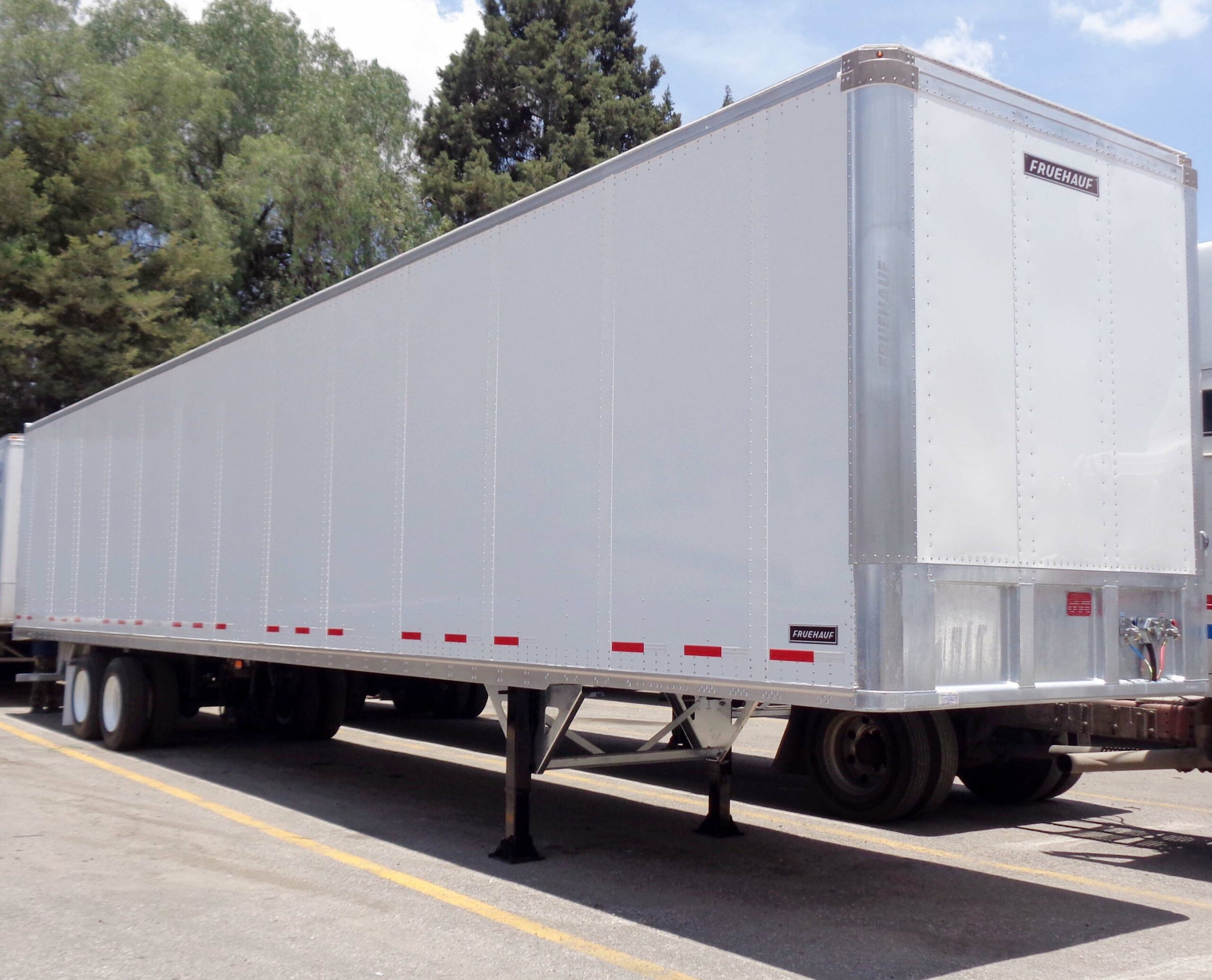 Fleet Flyer estrena una versión con borda estándar - Revista Alianza ...