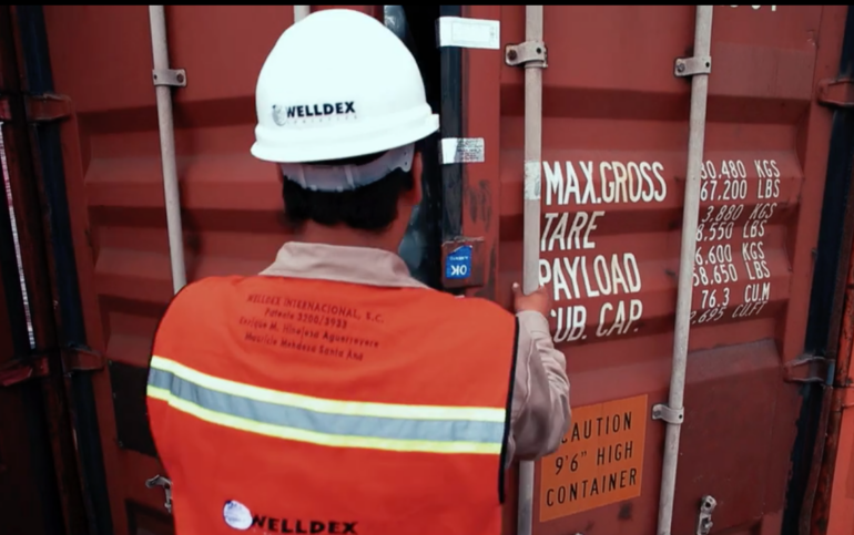 Sitrak entregó tractocamiones a Welldex - Revista Alianza Flotillera