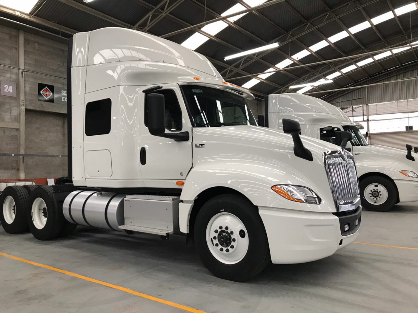Sierra Norte abre distribuidora Navistar - Revista Alianza Flotillera