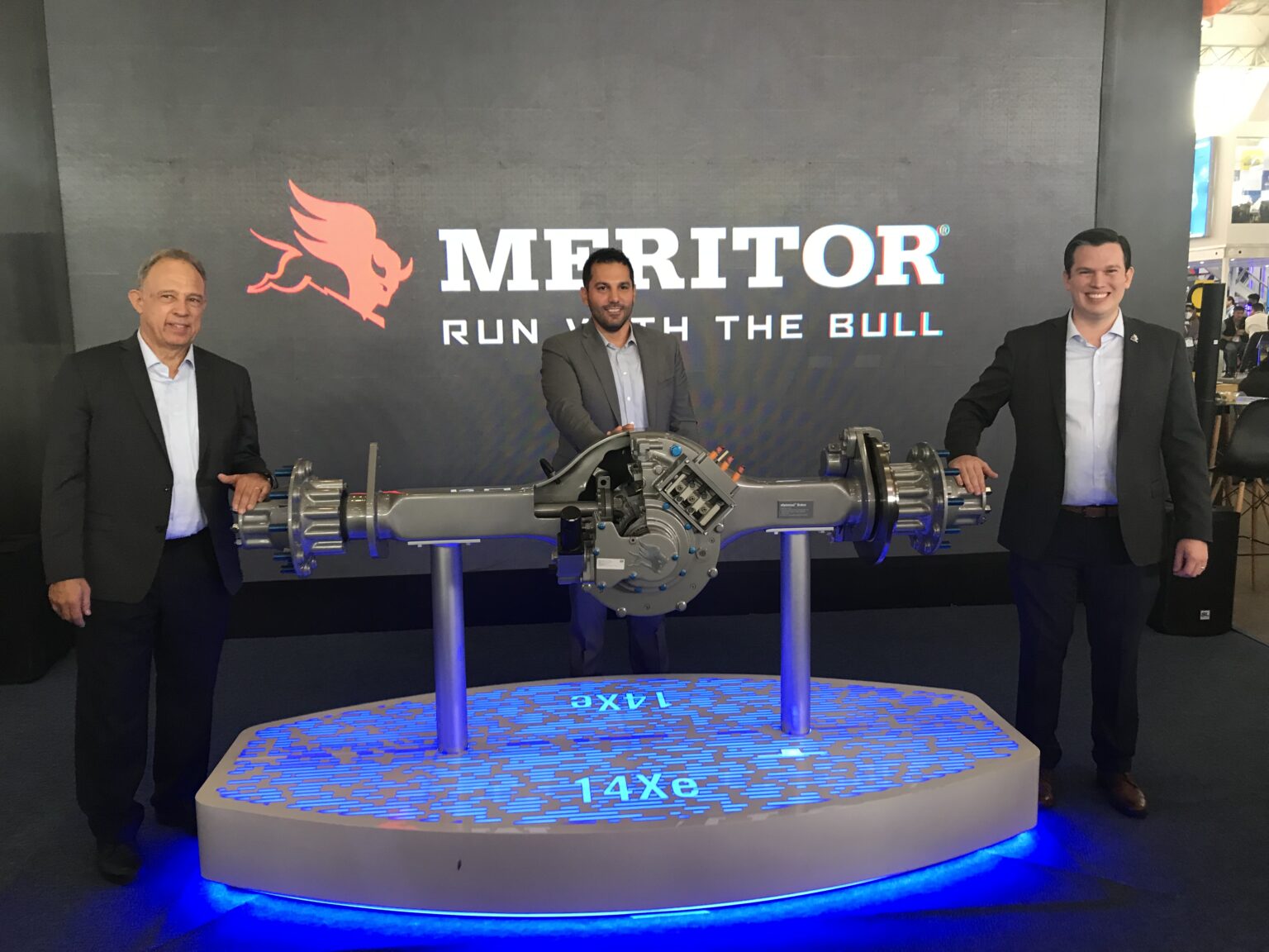 Meritor presentó su Tren Motriz Eléctrico 14Xe en Expo Transporte ...