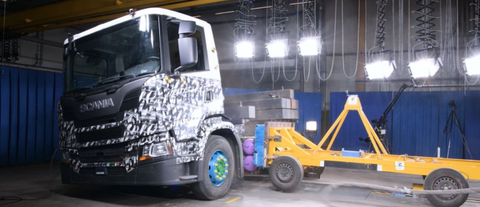 Scania prueba de choque - Revista Alianza Flotillera