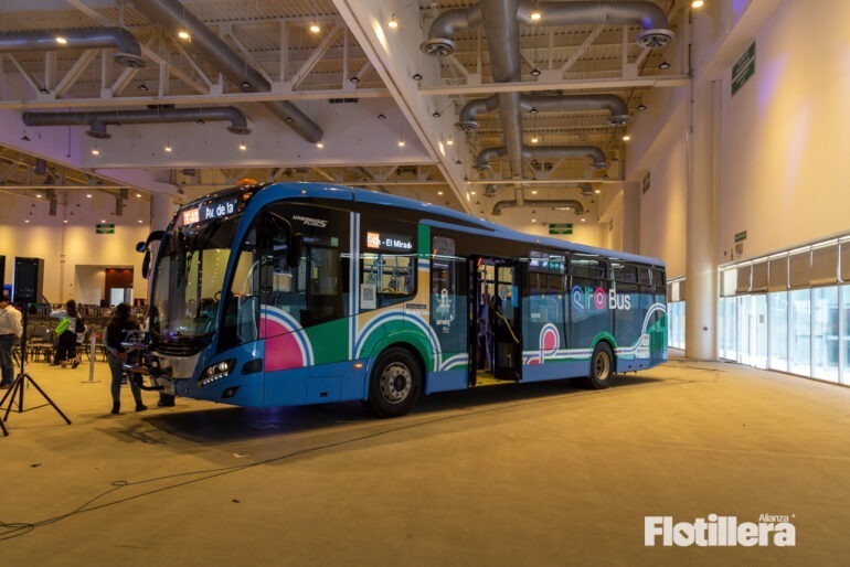 400 unidades Mercedes-Benz Autobuses movilizarán al estado de Querétaro - Revista Alianza Flotillera
