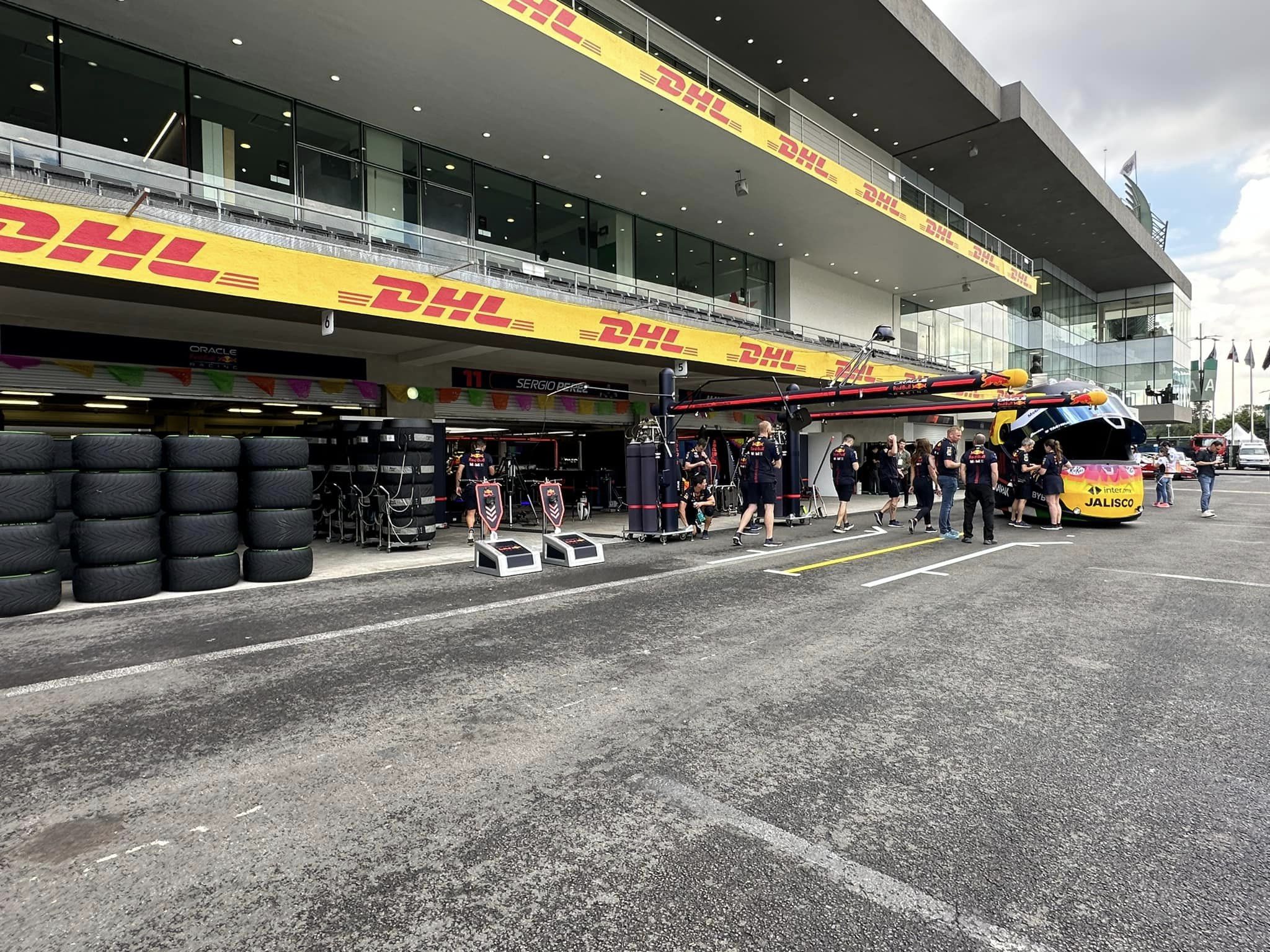 DHL Motorsports y el reto de ser el socio logístico de la F1 - Revista ...