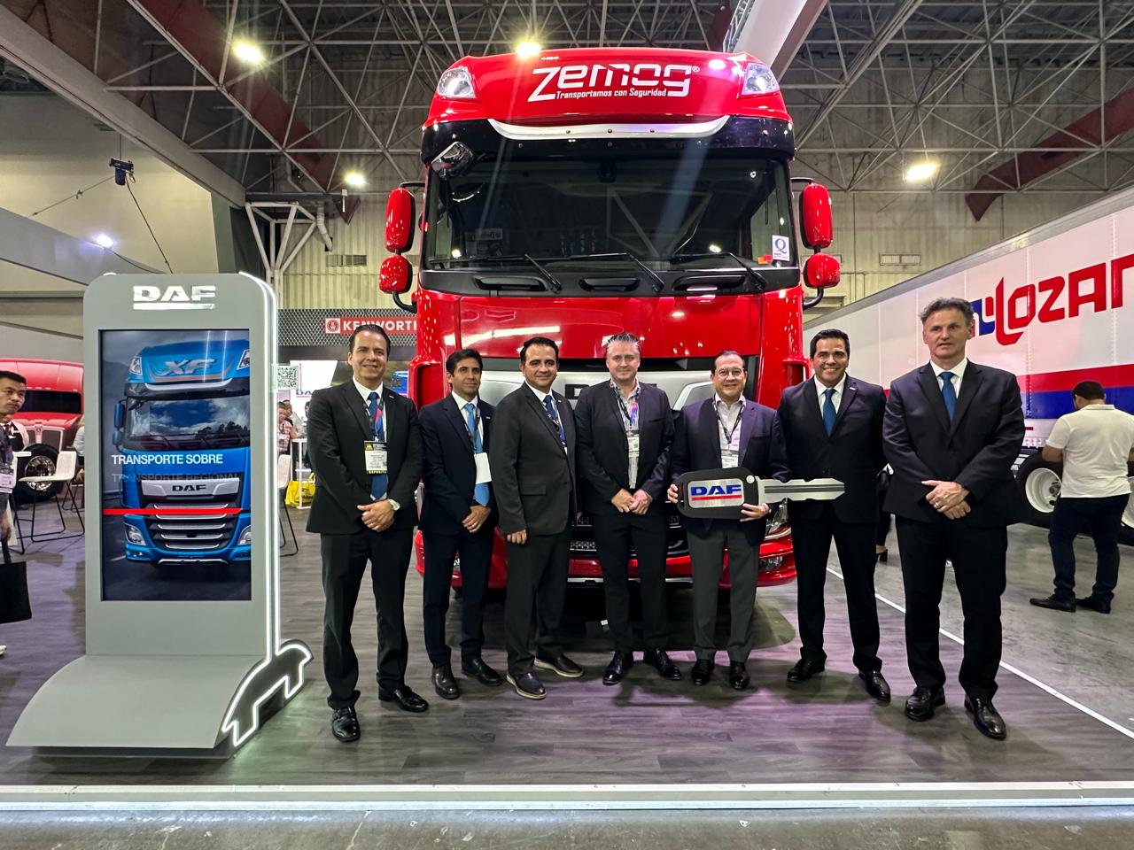 Zemog recibe los primeros camiones DAF en México - Revista Alianza Flotillera