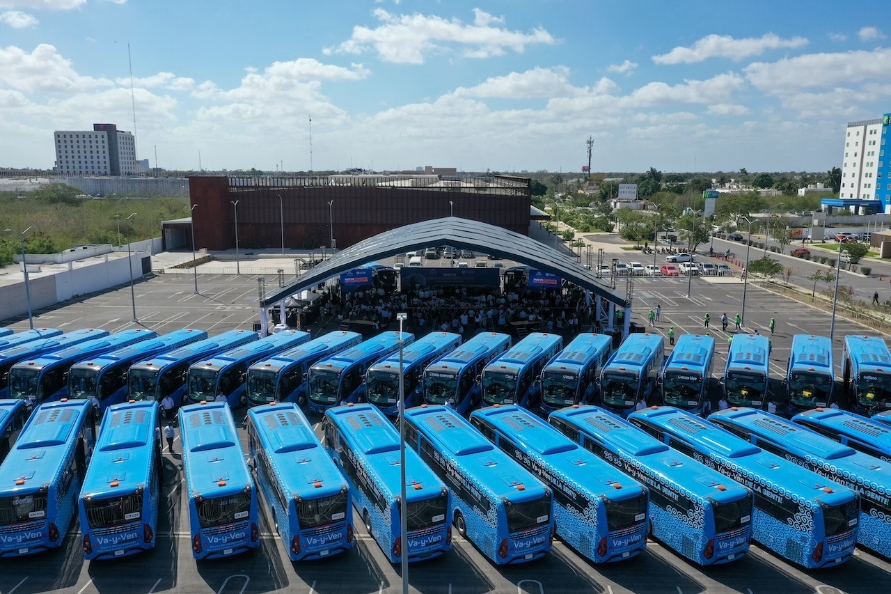 Mercedes-Benz Autobuses transforma el transporte de Mérida - Revista ...