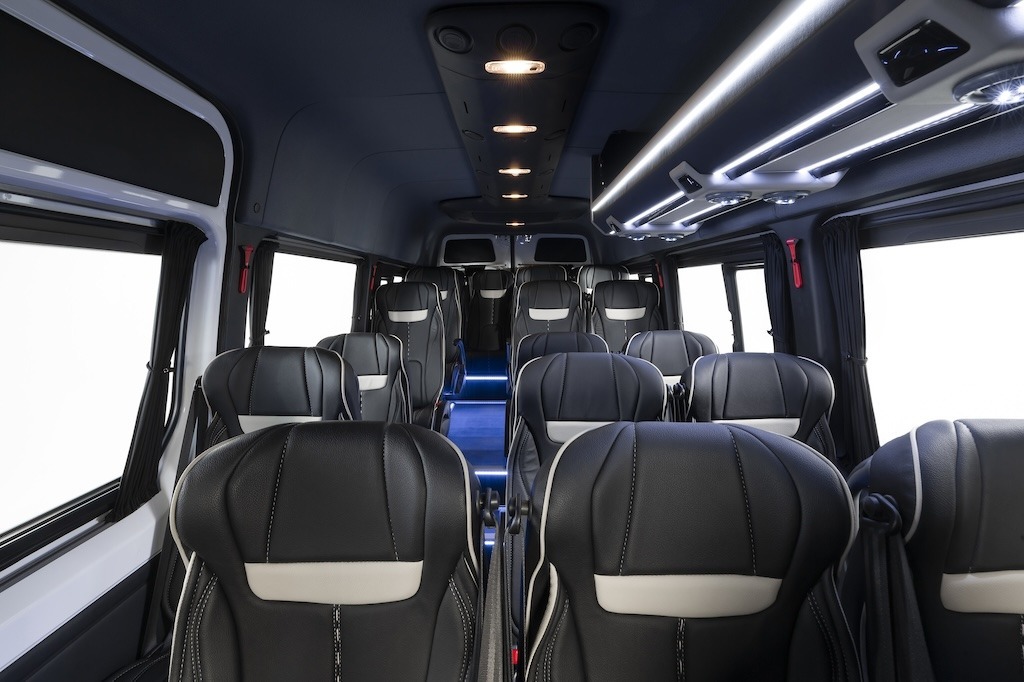 Sprinter 517 XL Pasaje, la solución más completa para el transporte de ...