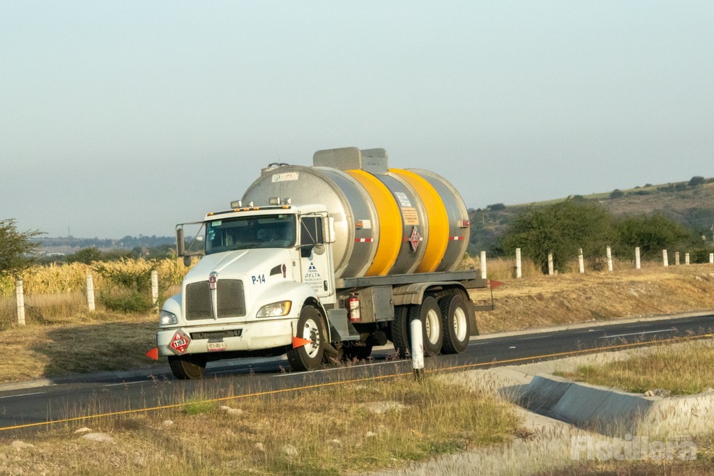 Así regula la IRU el transporte de mercancías peligrosas en Europa - Revista Alianza Flotillera
